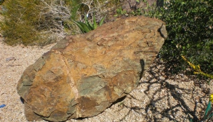 Cinnamon Brown Boulder | MDI Rock